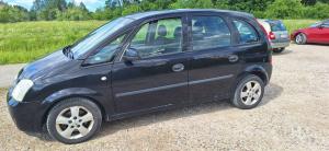 Black Opel Meriva 2004 in Tukums, with an engine capacity of 1.70 L and mileage of 300 thousand km for 2795 €, photo 1 on AUTOMOTO.COM.LV