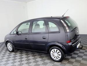 Black Opel Meriva 2006 in Tallinn, with an engine capacity of 1.20 L and mileage of 249 thousand km for 399 €, photo 5 on AUTOMOTO.COM.LV
