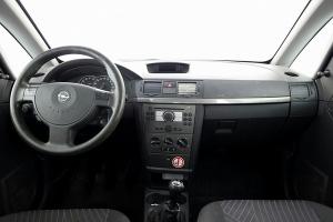 Black Opel Meriva 2006 in Tallinn, with an engine capacity of 1.20 L and mileage of 249 thousand km for 399 €, photo 6 on AUTOMOTO.COM.LV