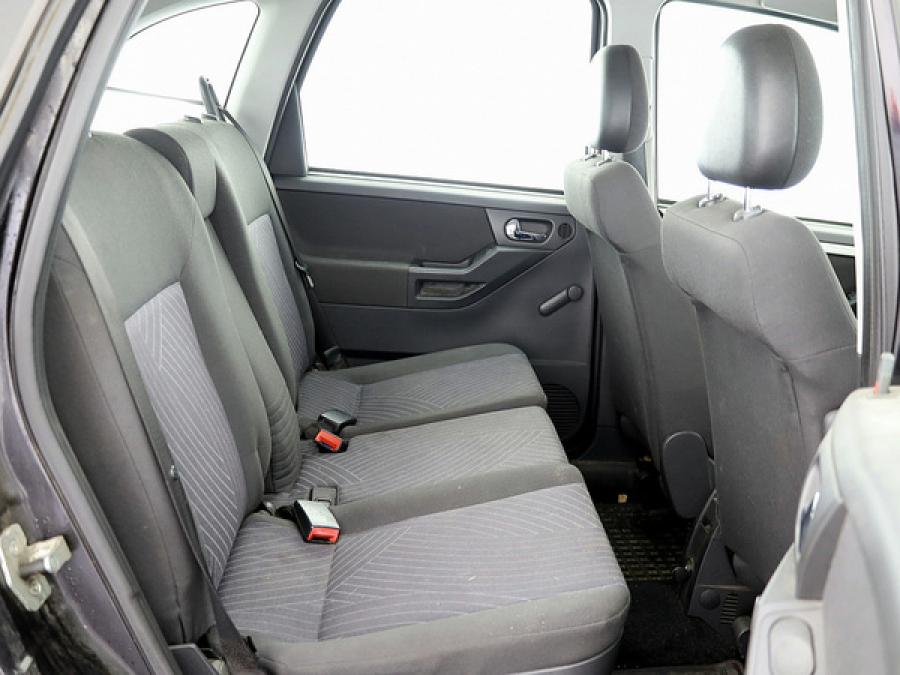 Black Opel Meriva 2006 in Tallinn, with an engine capacity of 1.20 L and mileage of 249 thousand km for 399 €, photo 8 on AUTOMOTO.COM.LV