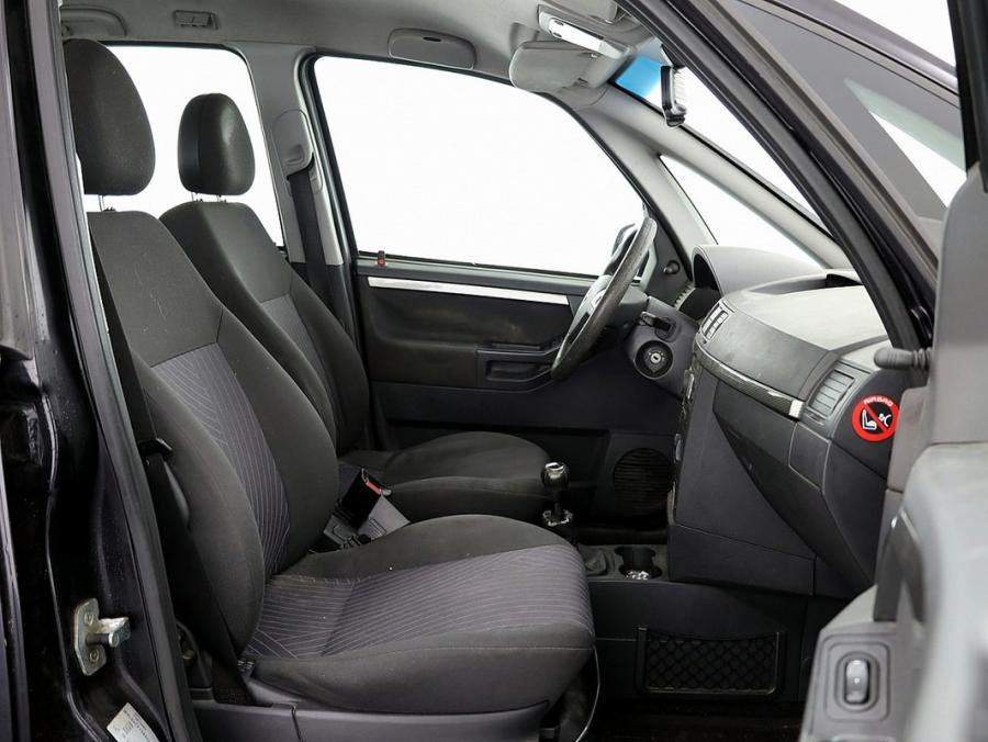 Black Opel Meriva 2006 in Tallinn, with an engine capacity of 1.20 L and mileage of 249 thousand km for 399 €, photo 14 on AUTOMOTO.COM.LV