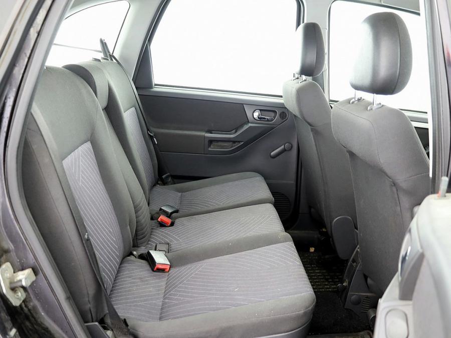 Black Opel Meriva 2006 in Tallinn, with an engine capacity of 1.20 L and mileage of 249 thousand km for 399 €, photo 15 on AUTOMOTO.COM.LV