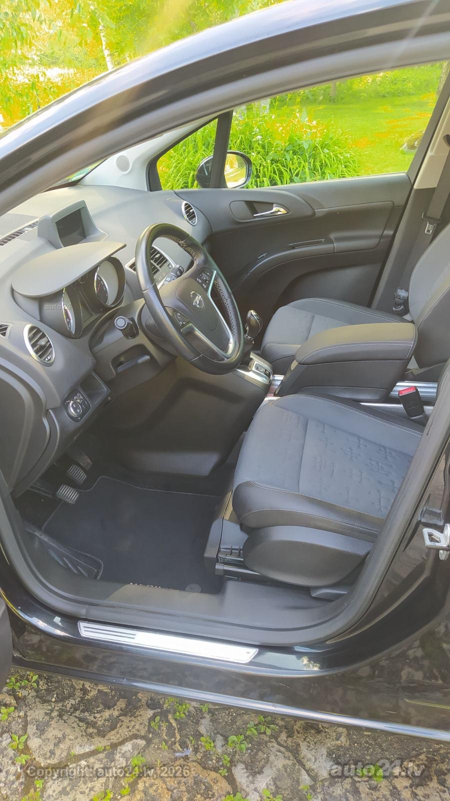 Melns Opel Meriva 2015 Kuresāre, ar dzinēja tilpumu 1.60 L un nobraukumu 158 tūkst. km par 6900 €, foto 11 vietnē AUTOMOTO.COM.LV