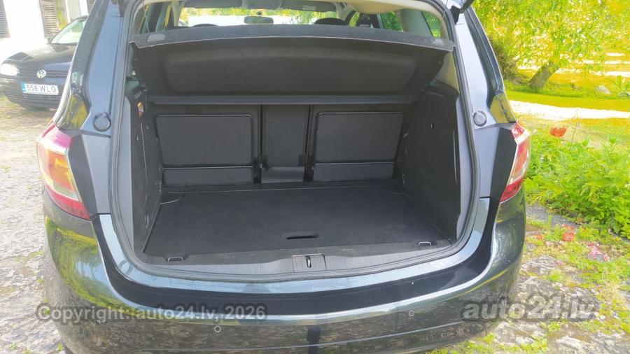 Melns Opel Meriva 2015 Kuresāre, ar dzinēja tilpumu 1.60 L un nobraukumu 158 tūkst. km par 6900 €, foto 12 vietnē AUTOMOTO.COM.LV