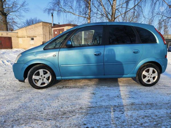 Blue Opel Meriva 2004 in Marijampole, with an engine capacity of 1.80 L and mileage of 278 thousand km for 800 €, photo 4 on AUTOMOTO.COM.LV