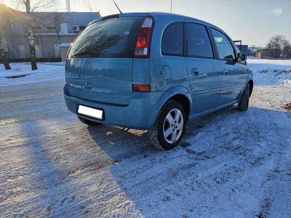 Blue Opel Meriva 2004 in Marijampole, with an engine capacity of 1.80 L and mileage of 278 thousand km for 800 €, photo 7 on AUTOMOTO.COM.LV