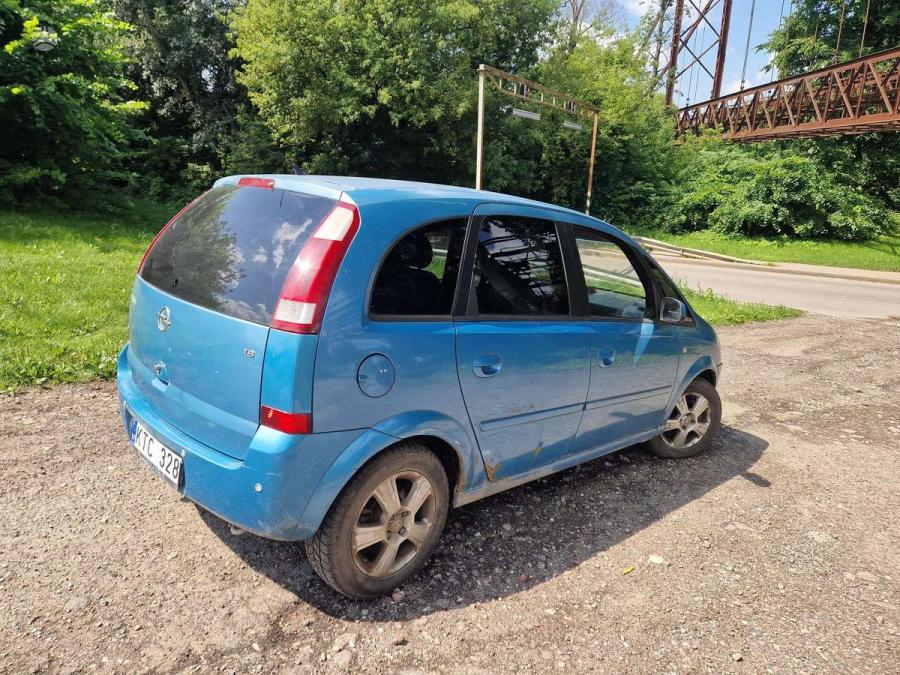 Blue Opel Meriva 2004 in Vilnius, with an engine capacity of 1.80 L and mileage of 341 thousand km for 600 €, photo 5 on AUTOMOTO.COM.LV