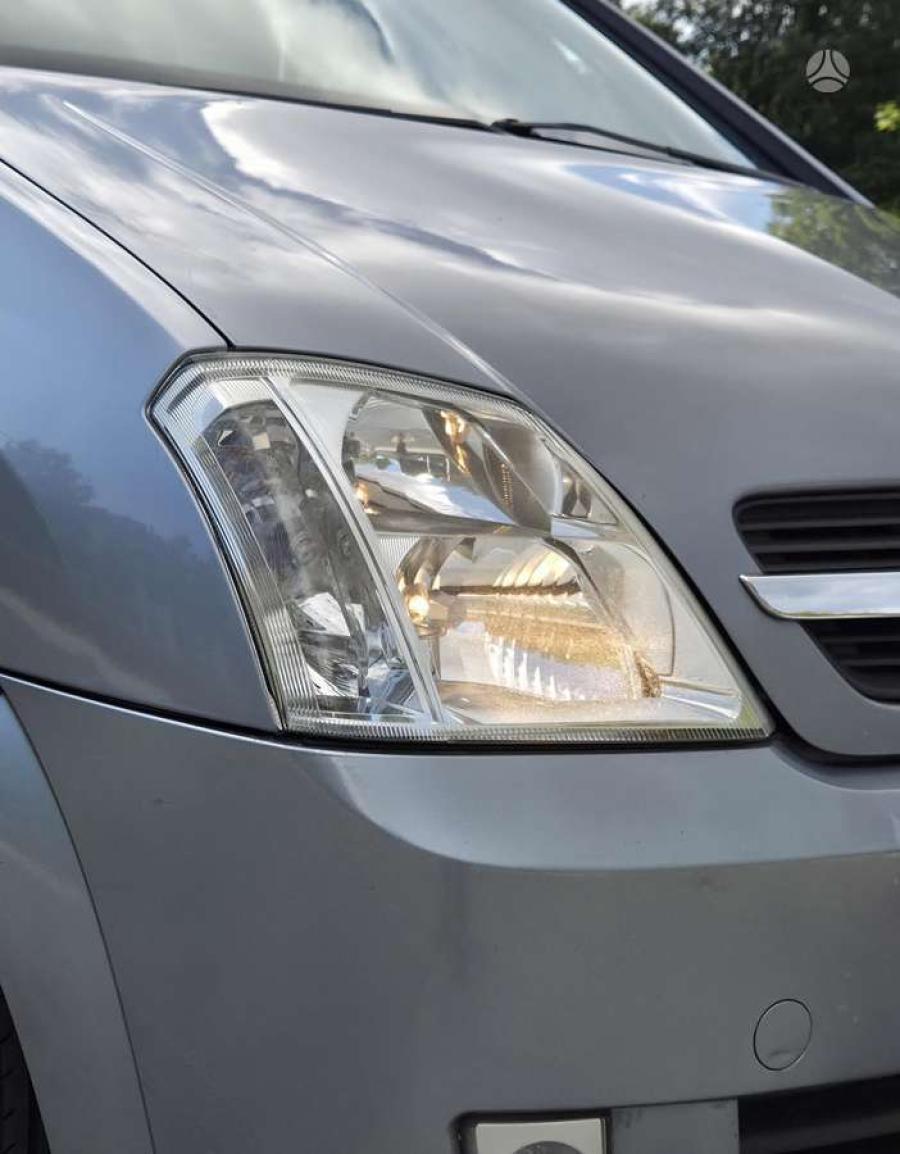 Blue Opel Meriva 2004 in Kretinga, with an engine capacity of 1.69 L and mileage of 186 thousand km for 999 €, photo 6 on AUTOMOTO.COM.LV