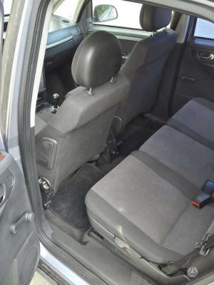 Blue Opel Meriva 2004 in Kretinga, with an engine capacity of 1.69 L and mileage of 186 thousand km for 999 €, photo 12 on AUTOMOTO.COM.LV