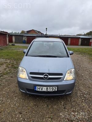 Zils Opel Meriva 2004 Liepāja, ar dzinēja tilpumu 1.70 L un nobraukumu 375 tūkst. km par 1000 €, foto 3 vietnē AUTOMOTO.COM.LV