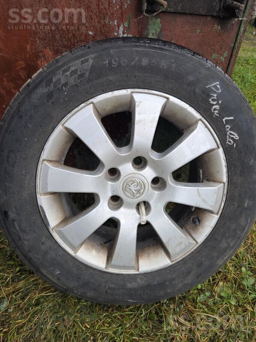 Zils Opel Meriva 2004 Liepāja, ar dzinēja tilpumu 1.70 L un nobraukumu 375 tūkst. km par 1000 €, foto 7 vietnē AUTOMOTO.COM.LV