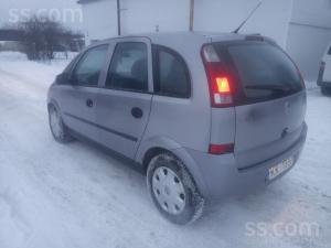 Blue Opel Meriva 2005 in Talsi, with an engine capacity of 1.70 L and mileage of 290 thousand km for 770 €, photo 5 on AUTOMOTO.COM.LV