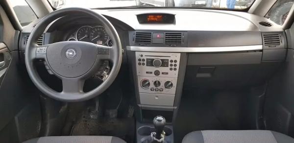 Zils Opel Meriva 2005 Valmiera, ar dzinēja tilpumu 1.40 L un nobraukumu 214 tūkst. km par 1250 €, foto 9 vietnē AUTOMOTO.COM.LV