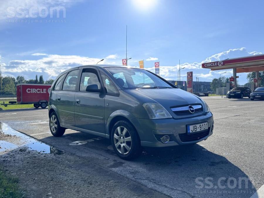 Blue Opel Meriva 2006 in Liepaja, with an engine capacity of 1.30 L and mileage of 261 thousand km for 1750 €, photo 4 on AUTOMOTO.COM.LV