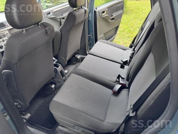 Blue Opel Meriva 2006 in Liepaja, with an engine capacity of 1.30 L and mileage of 261 thousand km for 1750 €, photo 11 on AUTOMOTO.COM.LV