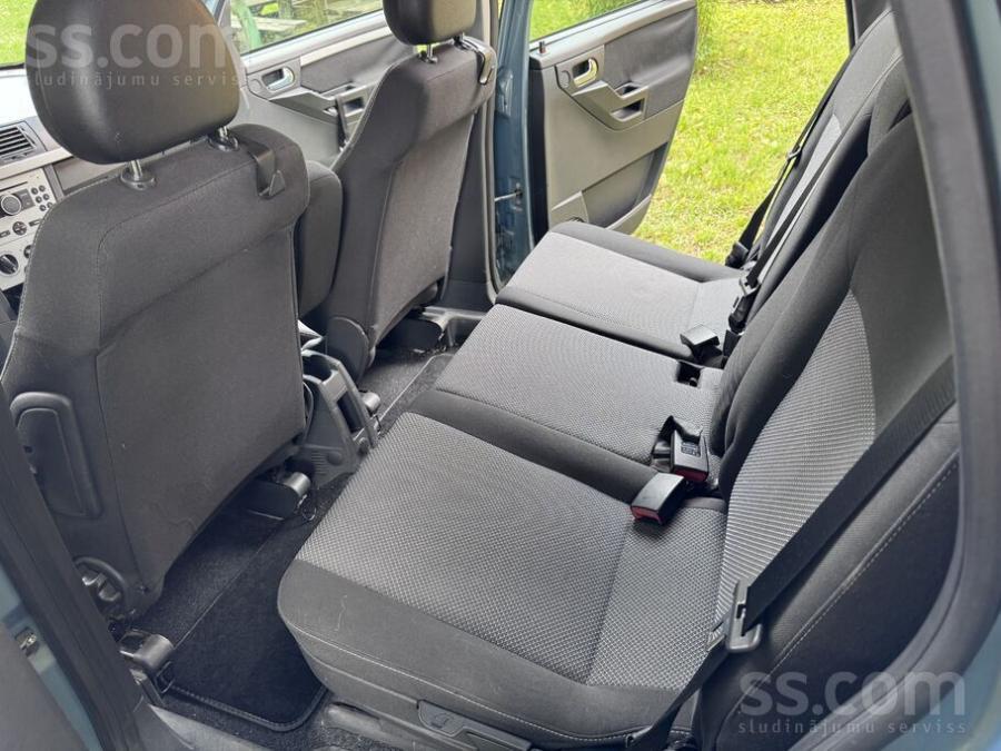 Blue Opel Meriva 2006 in Liepaja, with an engine capacity of 1.30 L and mileage of 261 thousand km for 1750 €, photo 11 on AUTOMOTO.COM.LV