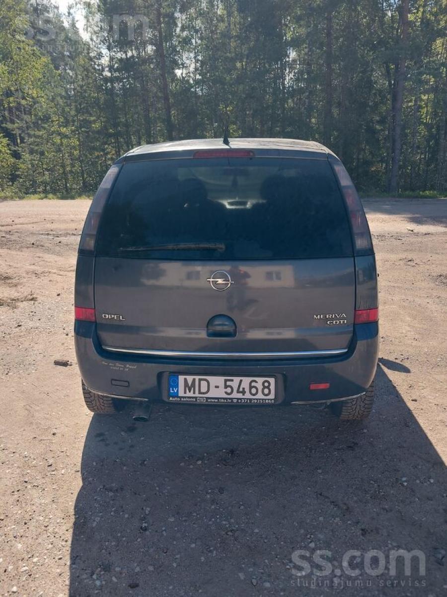 Blue Opel Meriva 2007 in Riga, with an engine capacity of 1.30 L and mileage of 26 thousand km for 1600 €, photo 4 on AUTOMOTO.COM.LV