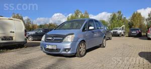 Blue Opel Meriva 2007 in Valmiera, with an engine capacity of 1.70 L and mileage of 368 thousand km for 1400 €, photo 7 on AUTOMOTO.COM.LV