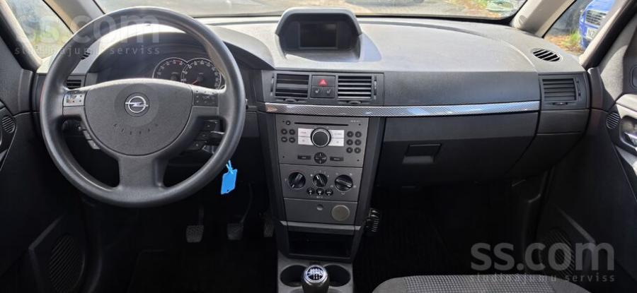 Blue Opel Meriva 2007 in Valmiera, with an engine capacity of 1.70 L and mileage of 368 thousand km for 1400 €, photo 8 on AUTOMOTO.COM.LV