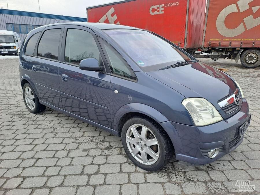 Blue Opel Meriva 2008 in Alytus, with an engine capacity of 1.60 L and mileage of 219 thousand km for 1300 €, photo 3 on AUTOMOTO.COM.LV