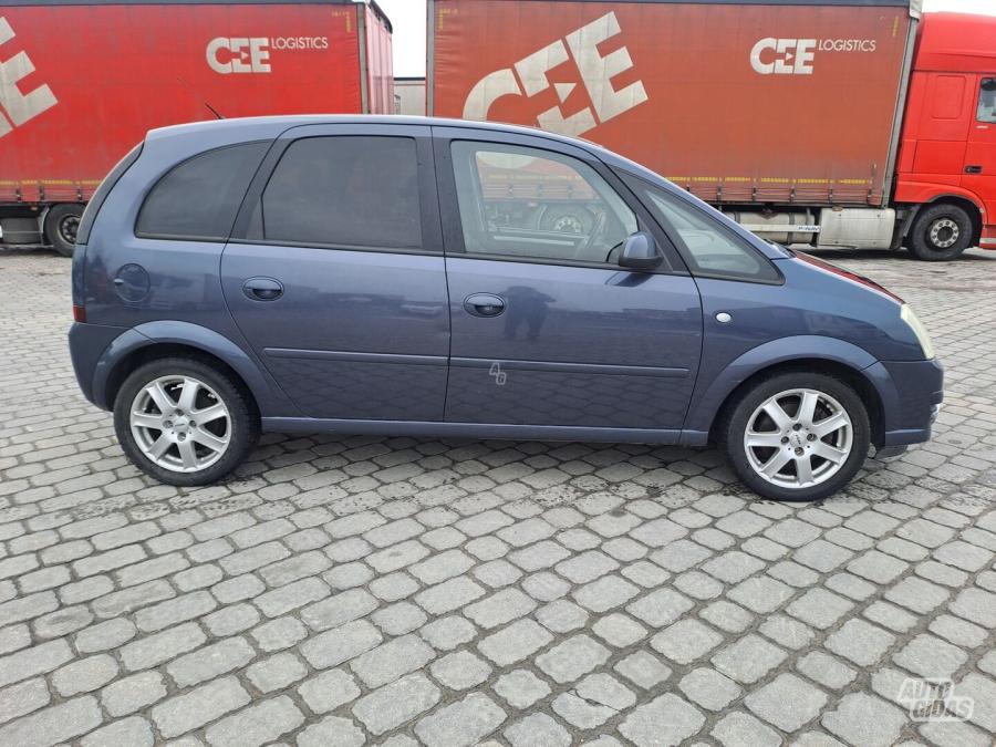 Blue Opel Meriva 2008 in Alytus, with an engine capacity of 1.60 L and mileage of 219 thousand km for 1300 €, photo 4 on AUTOMOTO.COM.LV
