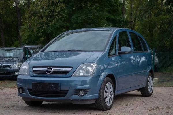 Blue Opel Meriva 2008 in Grobiņa, with an engine capacity of 1.60 L and mileage of 203 thousand km for 2690 €, photo 1 on AUTOMOTO.COM.LV