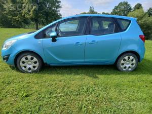 Zils Opel Meriva 2010 Saldus, ar dzinēja tilpumu 1.30 L un nobraukumu 224 tūkst. km par 1600 €, foto  vietnē AUTOMOTO.COM.LV