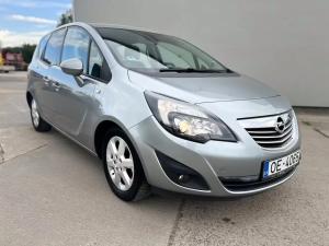 Blue Opel Meriva 2011 in Jekabpils, with an engine capacity of 1.70 L and mileage of 185 thousand km for 4950 €, photo 7 on AUTOMOTO.COM.LV