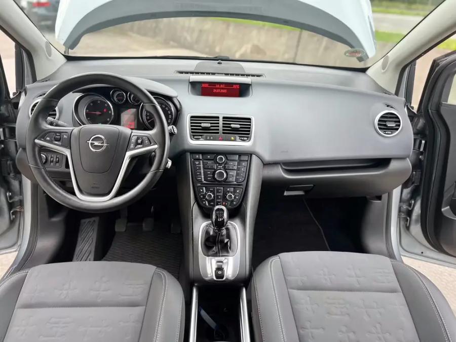 Blue Opel Meriva 2011 in Jekabpils, with an engine capacity of 1.70 L and mileage of 185 thousand km for 4950 €, photo 23 on AUTOMOTO.COM.LV