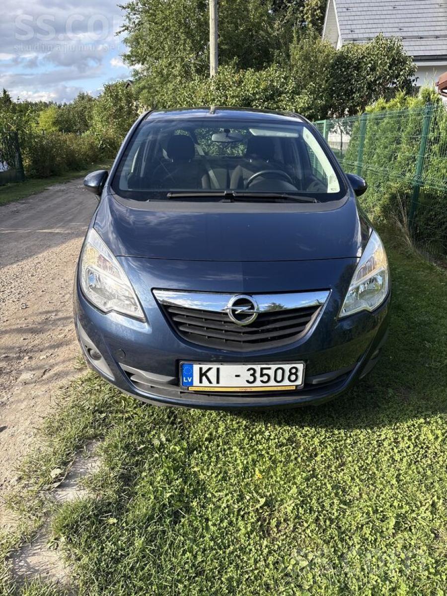 Blue Opel Meriva 2011 in Riga, with an engine capacity of 1.40 L and mileage of 239 thousand km for 2950 €, photo 6 on AUTOMOTO.COM.LV