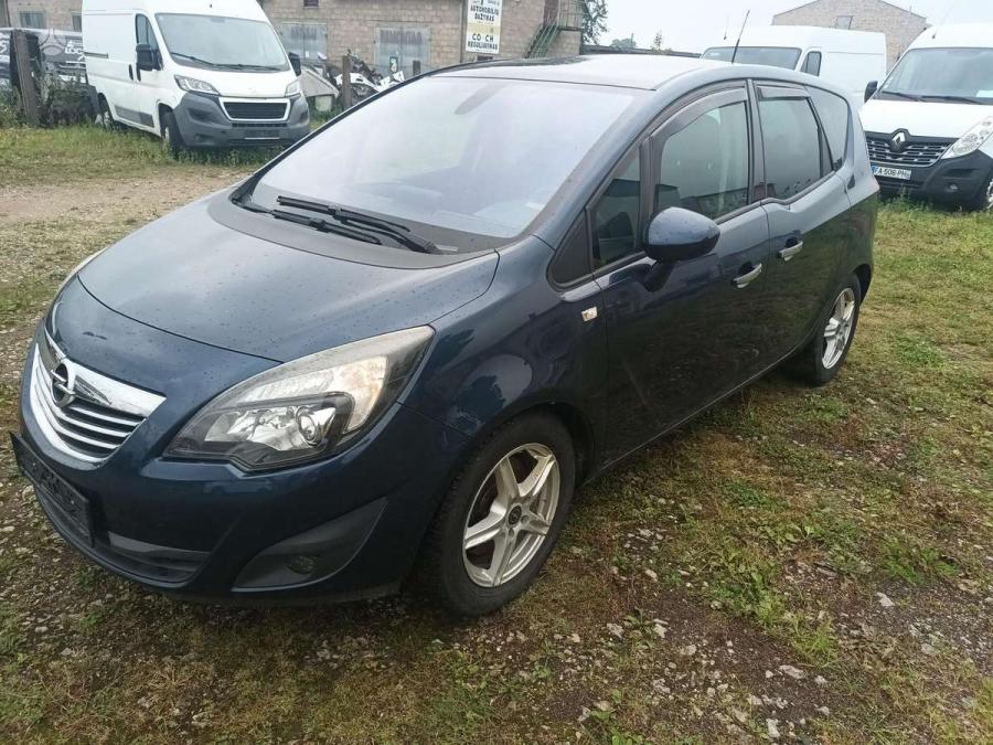 Zils Opel Meriva 2011 Tauragė, ar dzinēja tilpumu 1.70 L un nobraukumu 202 tūkst. km par 2700 €, foto 3 vietnē AUTOMOTO.COM.LV