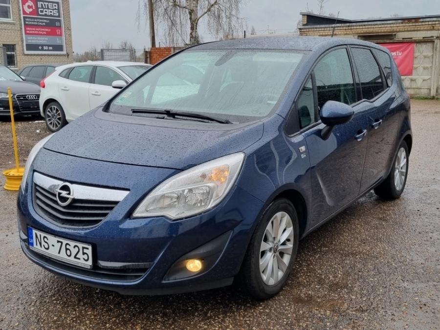 Blue Opel Meriva 2012 in Riga, with an engine capacity of 1.70 L and mileage of 255 thousand km for 4850 €, photo 9 on AUTOMOTO.COM.LV