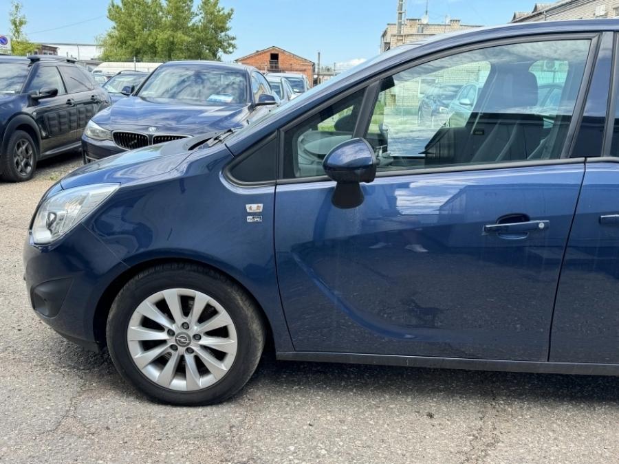 Blue Opel Meriva 2012 in Riga, with an engine capacity of 1.70 L and mileage of 255 thousand km for 4850 €, photo 21 on AUTOMOTO.COM.LV
