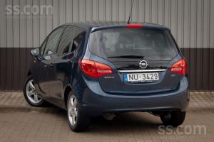 Zils Opel Meriva 2012 Talsi, ar dzinēja tilpumu 1.70 L un nobraukumu 267 tūkst. km par 4490 €, foto 5 vietnē AUTOMOTO.COM.LV