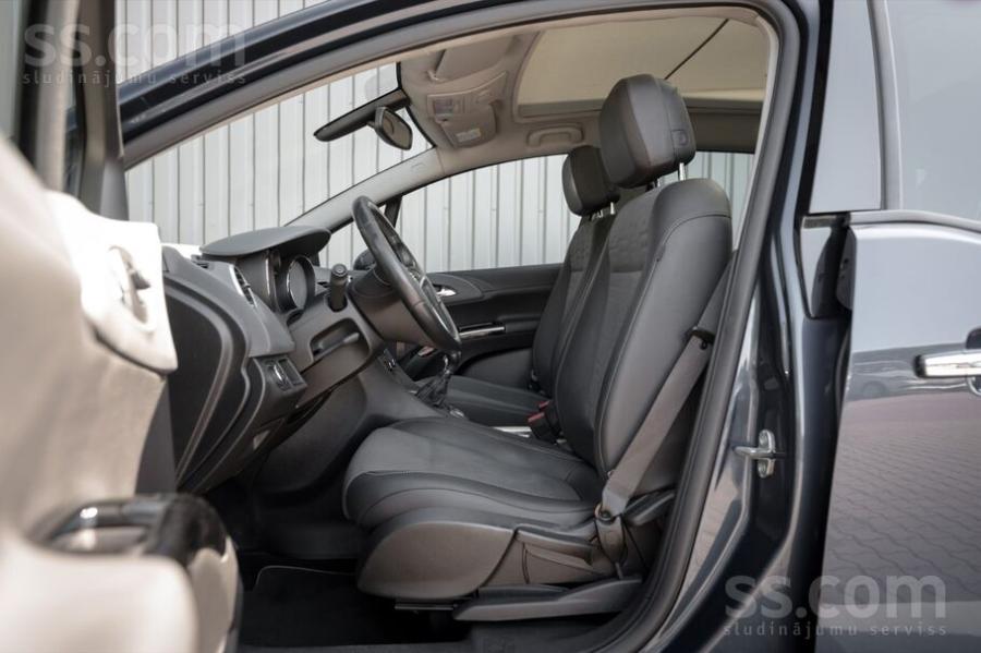 Zils Opel Meriva 2012 Talsi, ar dzinēja tilpumu 1.70 L un nobraukumu 267 tūkst. km par 4490 €, foto 10 vietnē AUTOMOTO.COM.LV
