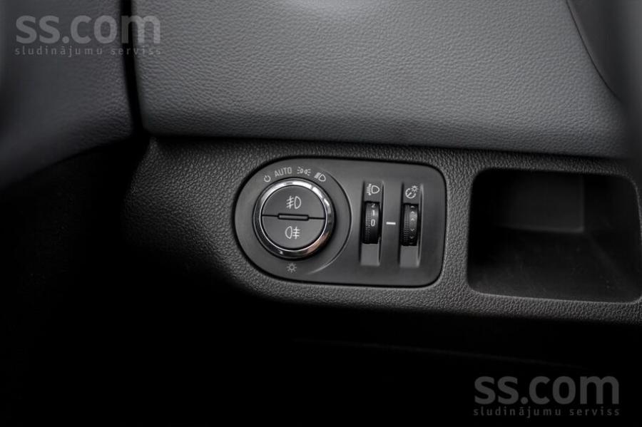 Zils Opel Meriva 2012 Talsi, ar dzinēja tilpumu 1.70 L un nobraukumu 267 tūkst. km par 4490 €, foto 15 vietnē AUTOMOTO.COM.LV