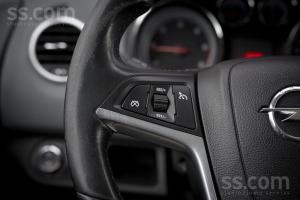 Zils Opel Meriva 2012 Talsi, ar dzinēja tilpumu 1.70 L un nobraukumu 267 tūkst. km par 4490 €, foto 17 vietnē AUTOMOTO.COM.LV