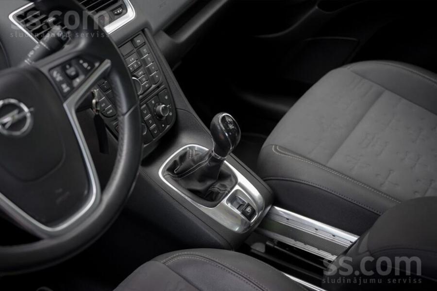 Zils Opel Meriva 2012 Talsi, ar dzinēja tilpumu 1.70 L un nobraukumu 267 tūkst. km par 4490 €, foto 23 vietnē AUTOMOTO.COM.LV