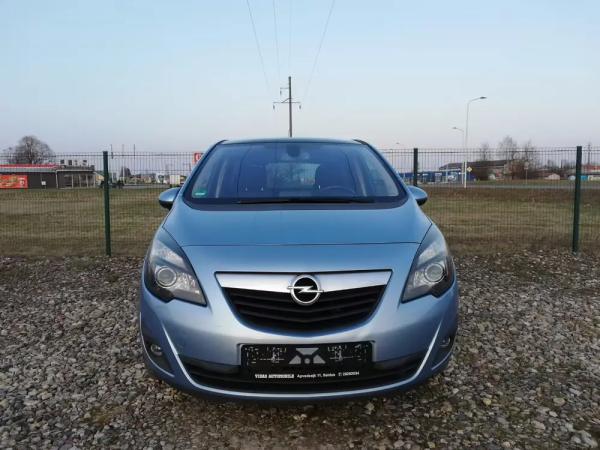 Blue Opel Meriva 2013 in Saldus, with an engine capacity of 1.40 L and mileage of 231 thousand km for 5300 €, photo 5 on AUTOMOTO.COM.LV