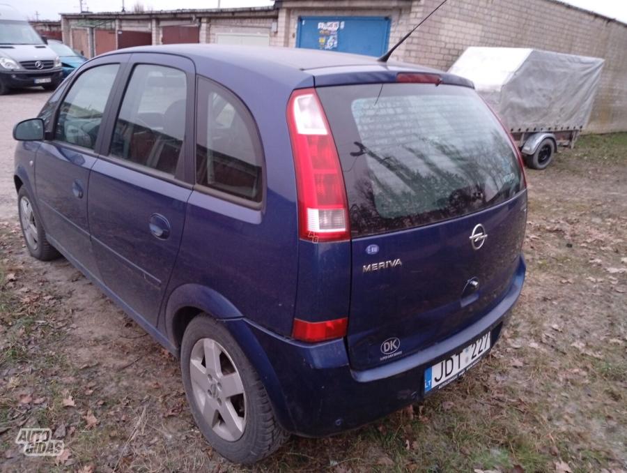 Blue Opel Meriva 2004 in Klaipeda, with an engine capacity of 1.60 L and mileage of 243 thousand km for 950 €, photo 2 on AUTOMOTO.COM.LV