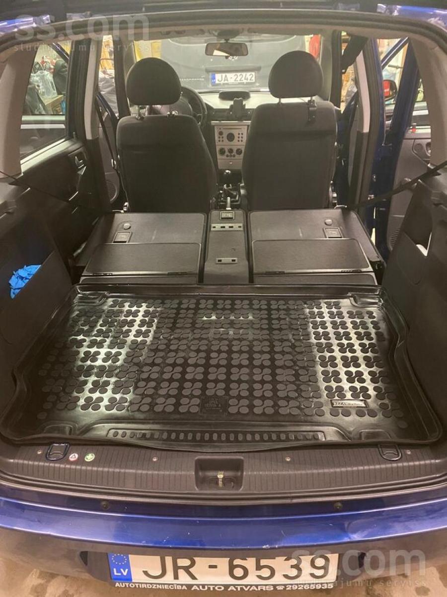 Zils Opel Meriva 2004 Jelgava, ar dzinēja tilpumu 1.60 L un nobraukumu 235 tūkst. km par 1250 €, foto 8 vietnē AUTOMOTO.COM.LV