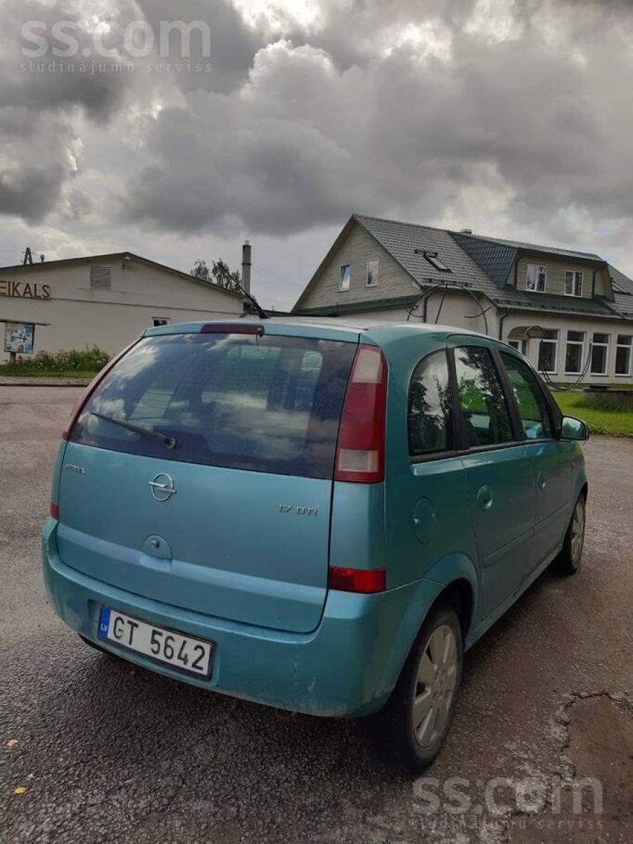 Zils Opel Meriva 2004 Cēsis, ar dzinēja tilpumu 1.70 L un nobraukumu 379 tūkst. km par 1500 €, foto 3 vietnē AUTOMOTO.COM.LV