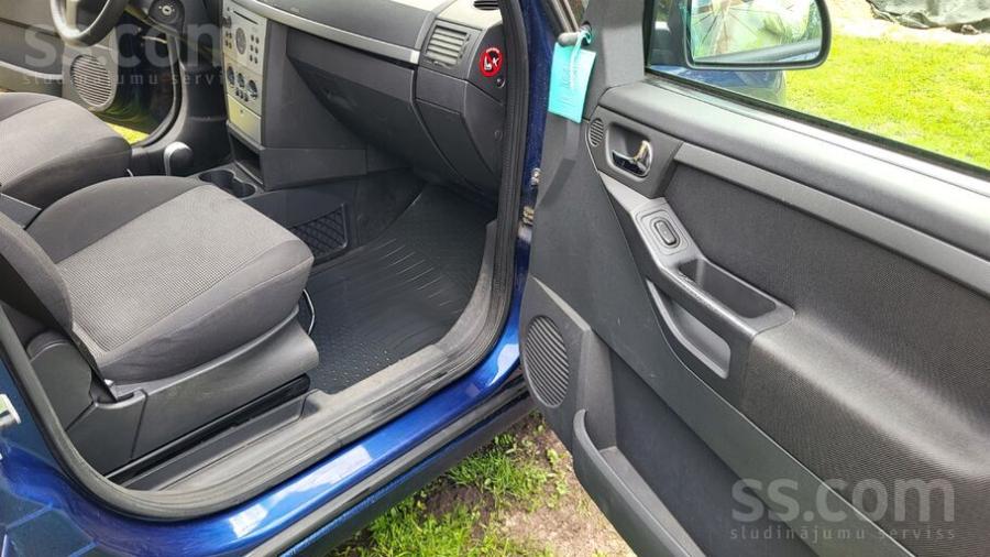 Zils Opel Meriva 2004 Rīga, ar dzinēja tilpumu 1.80 L un nobraukumu 230 tūkst. km par 1200 €, foto 11 vietnē AUTOMOTO.COM.LV