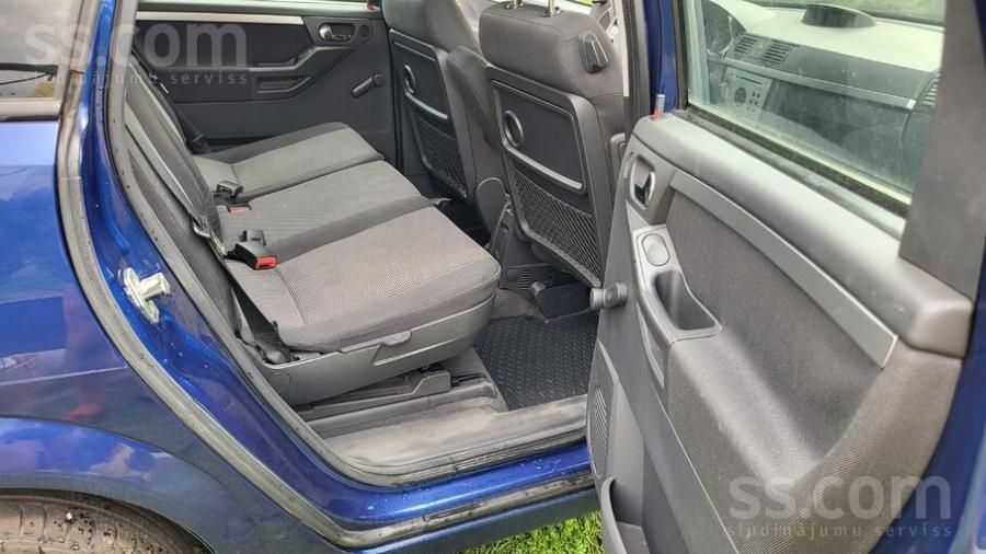 Zils Opel Meriva 2004 Rīga, ar dzinēja tilpumu 1.80 L un nobraukumu 230 tūkst. km par 1200 €, foto 13 vietnē AUTOMOTO.COM.LV