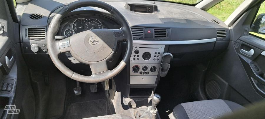 Blue Opel Meriva 2004 in Druskininkai, with an engine capacity of 1.70 L and mileage of 300 thousand km for 400 €, photo 11 on AUTOMOTO.COM.LV