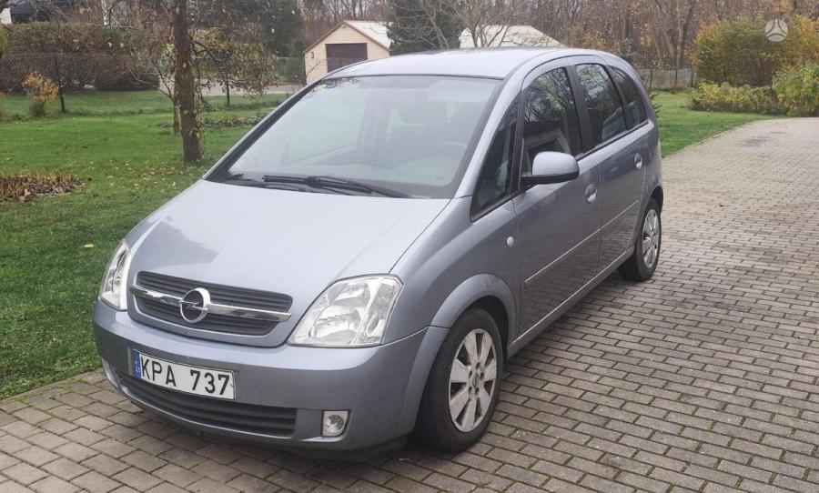 Blue Opel Meriva 2005 in Klaipeda, with an engine capacity of 1.69 L and mileage of 131 thousand km for 2200 €, photo 1 on AUTOMOTO.COM.LV