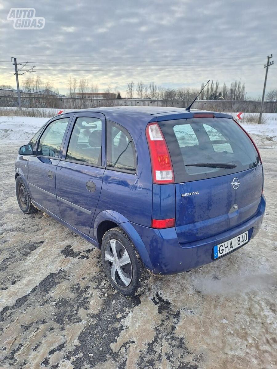 Blue Opel Meriva 2005 in Klaipeda, with an engine capacity of 1.60 L and mileage of 220 thousand km for 850 €, photo 4 on AUTOMOTO.COM.LV
