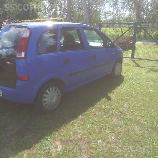 Blue Opel Meriva 2005 in Liepaja, with an engine capacity of 1.70 L and mileage of 318 thousand km for 800 €, photo 3 on AUTOMOTO.COM.LV