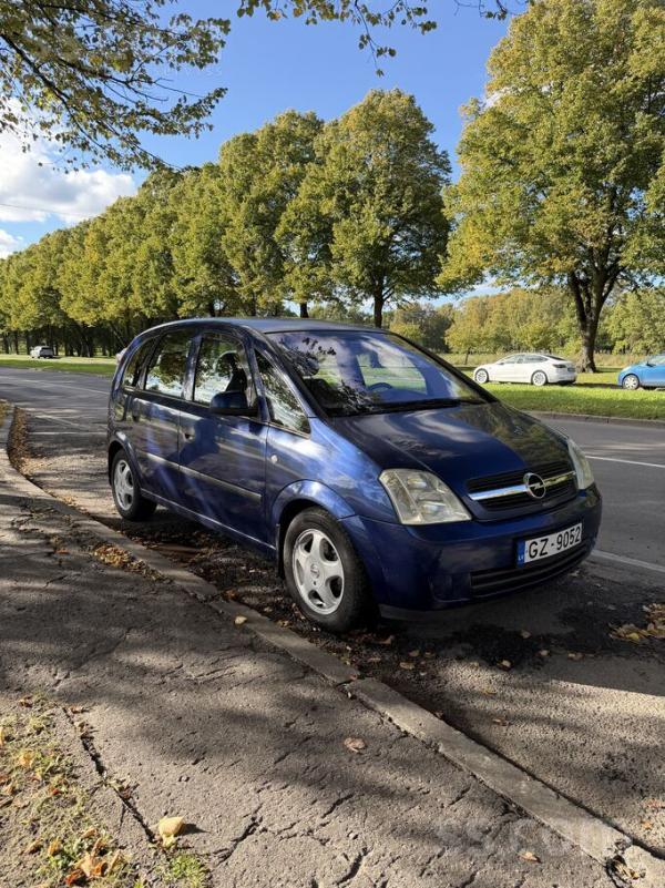 Opel Meriva 2005 Rīga vietnē Zils Opel Meriva 2005 Rīga, ar dzinēja tilpumu 1.60 L un nobraukumu 178 tūkst. km par 1550 €, foto 1 vietnē AUTOMOTO.COM.LV