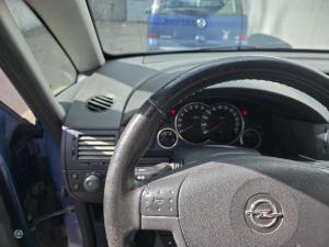 Blue Opel Meriva 2006 in Vilnius, with an engine capacity of 1.80 L and mileage of 169 thousand km for 950 €, photo 5 on AUTOMOTO.COM.LV